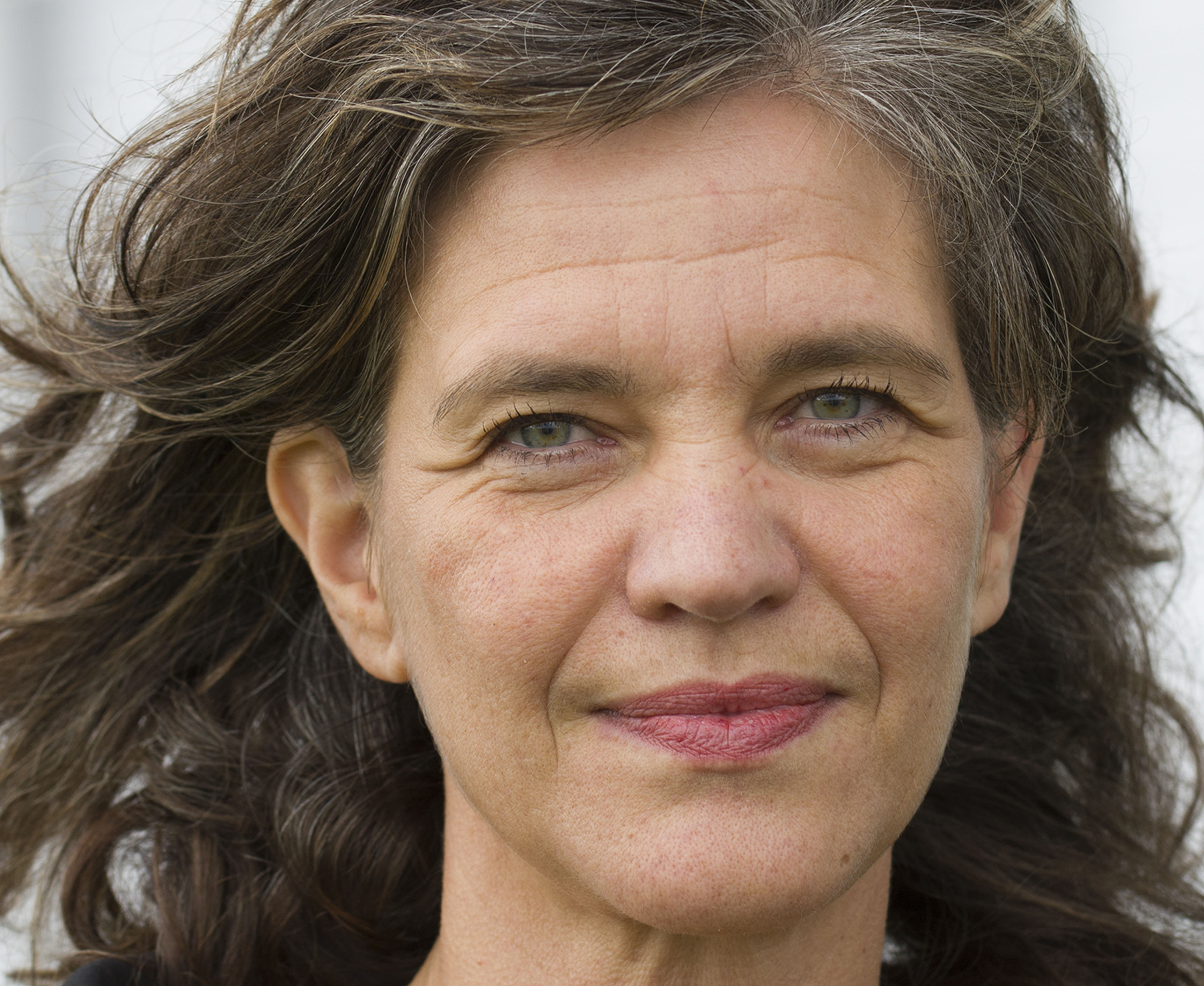 Nu höjs och sänks hastigheten på 135 mil svensk väg