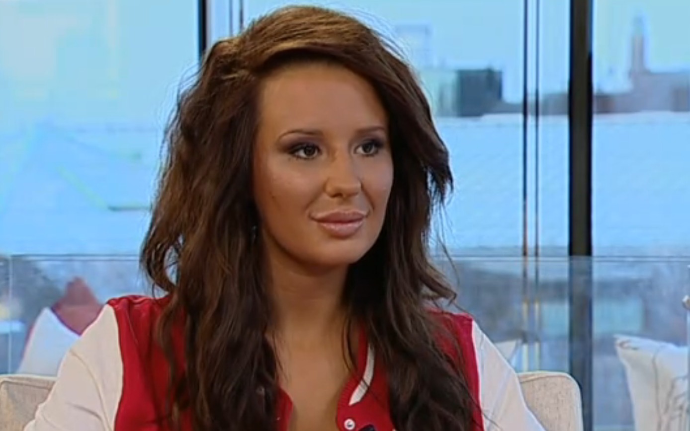 Kissie: Jag är missnöjd med brösten