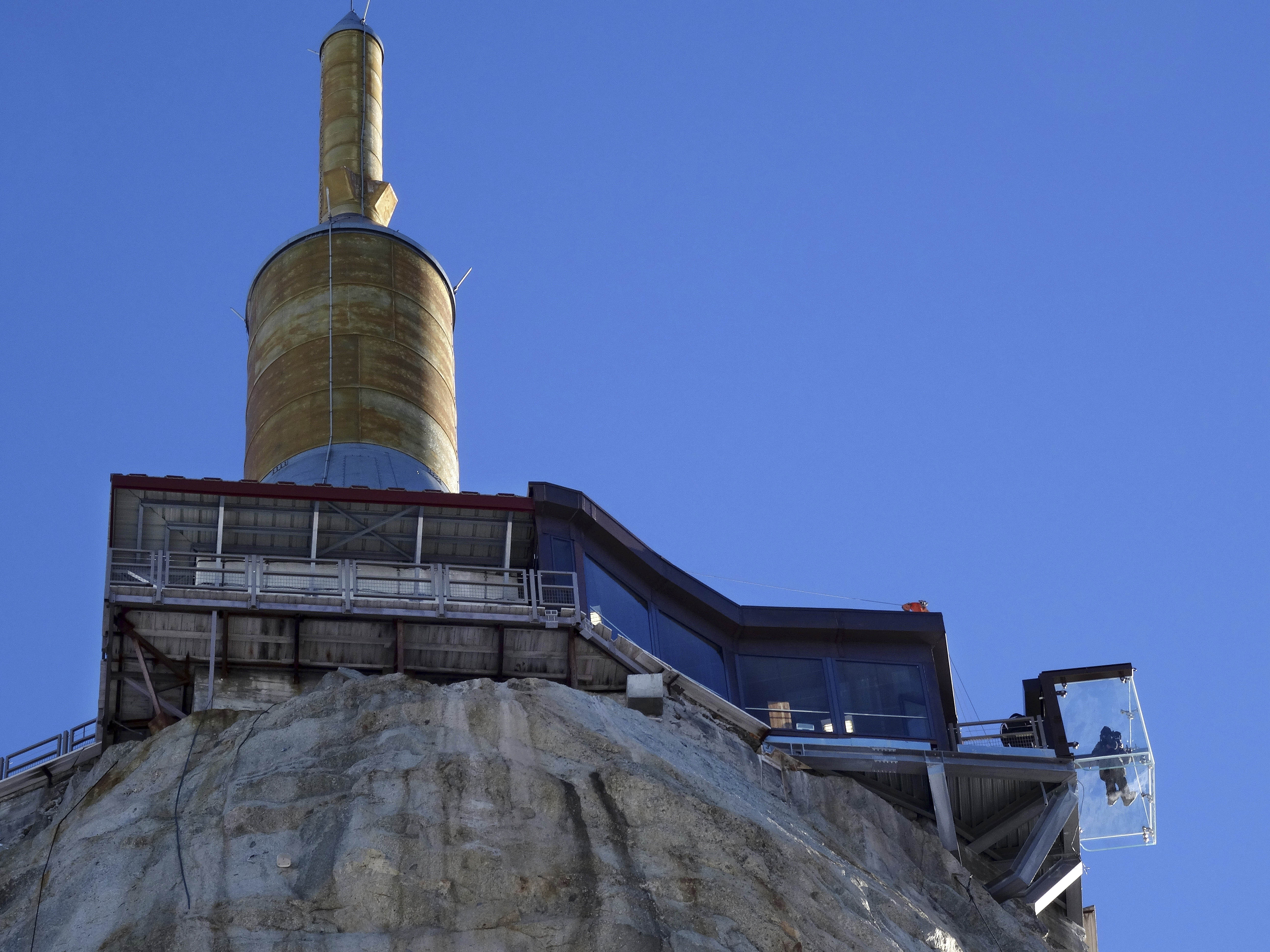 Skyhögt glasrum – skulle du våga gå in ... ut?