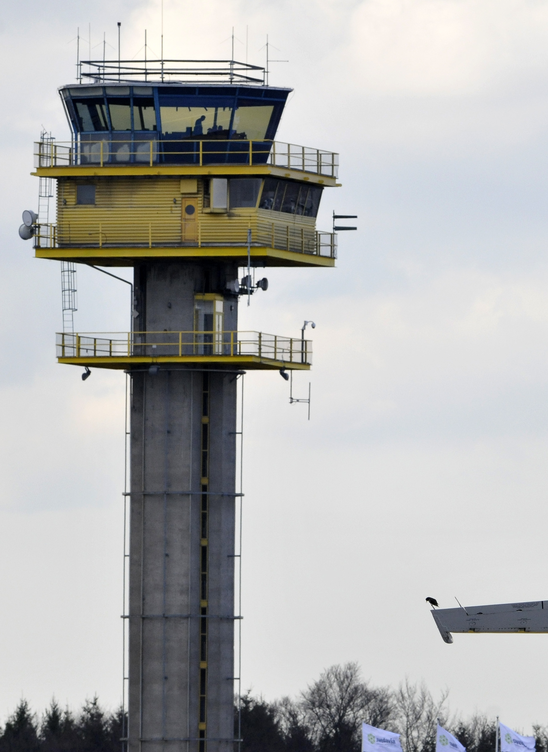Flygledare hade knark i lada