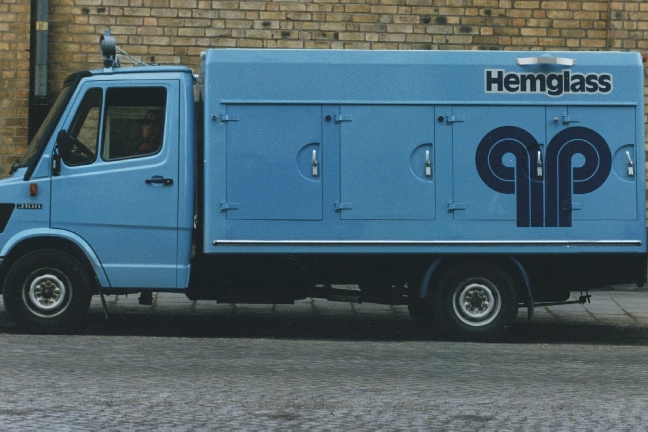 Köpte gammal glass från glassbilen – ringde 112