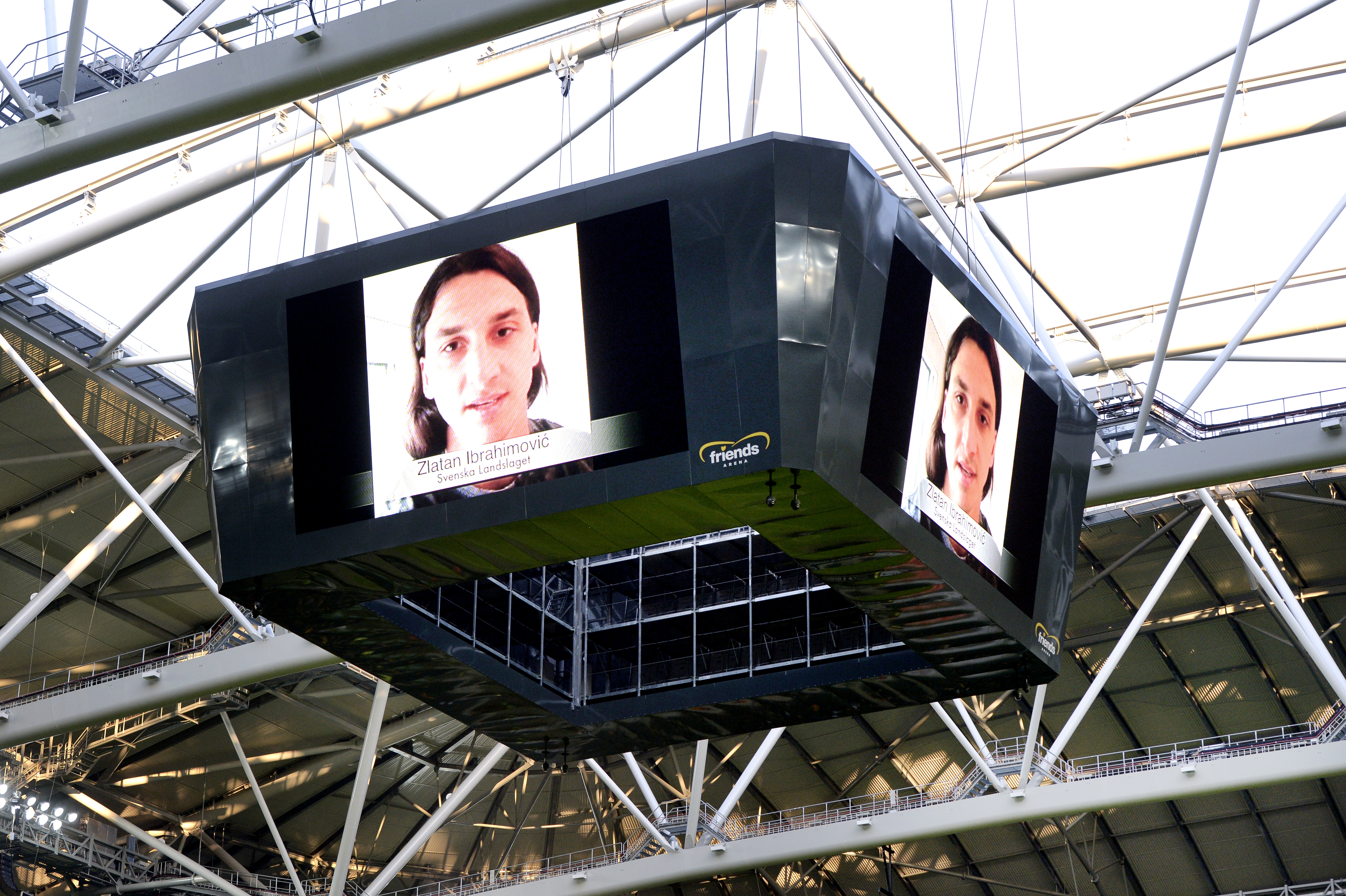 Ivan Turina hedrades stort när AIK slog IFK