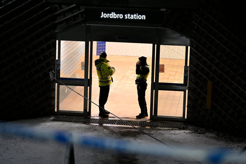 Man död efter skjutningen i Jordbro