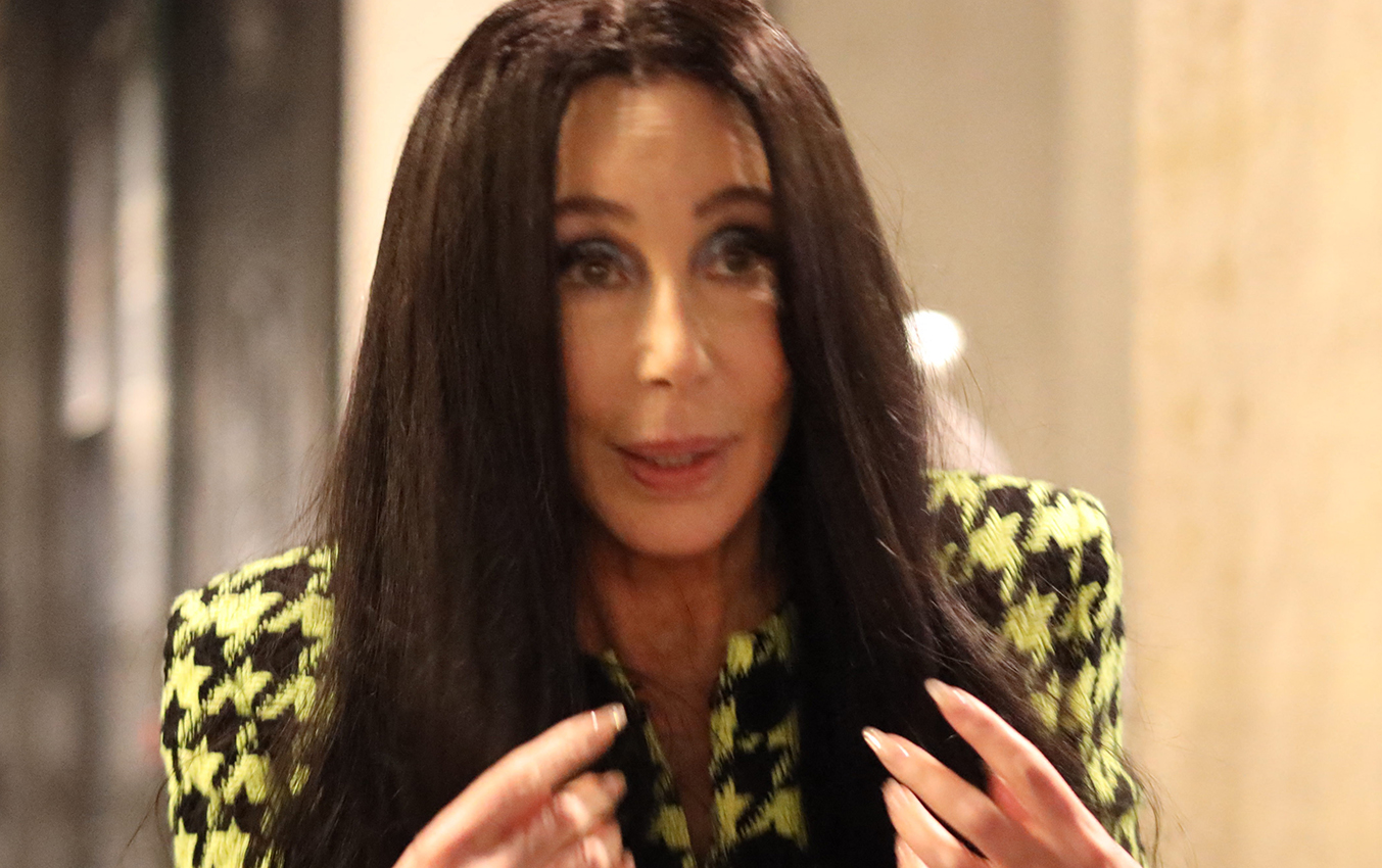 Cher, 76, har en ny pojkvän – och han är 40 år yngre än henne