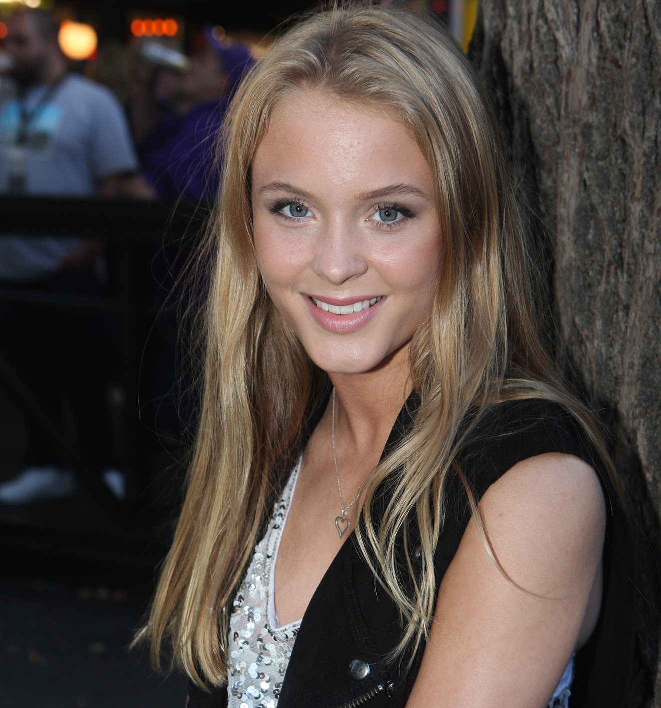 Nya bilderna visar Zara Larssons stora förvandling